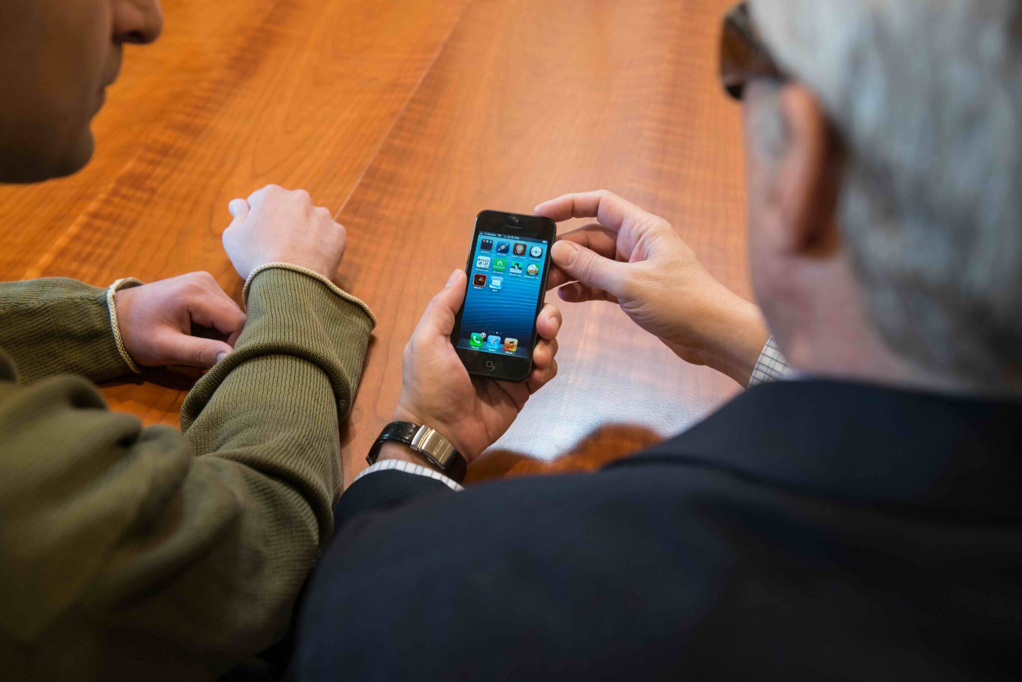 What DeafBlind Individuals Should Know About Federal Equipment Distribution - iCanConnect